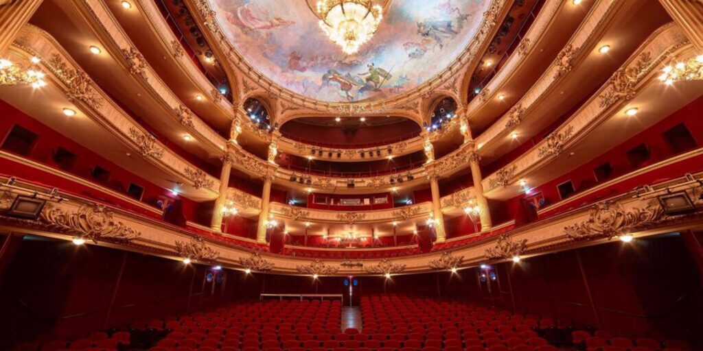 Vorhang auf für die Zeit nach Kohle und Stahl – Kultur Kaminski